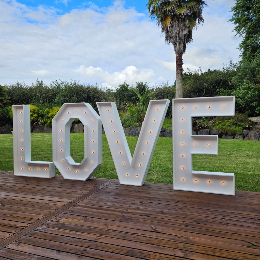 It's Party Time – Event Hire